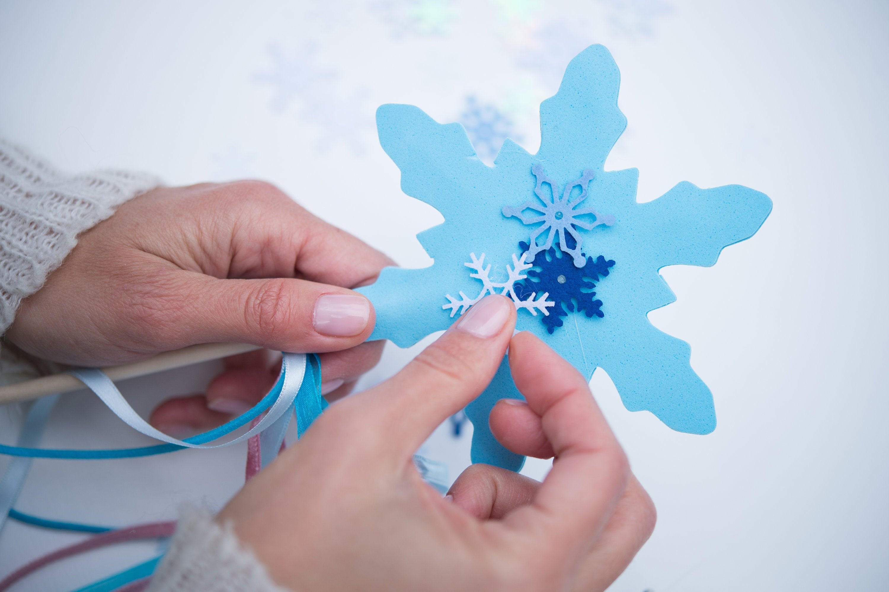 Snowflake Frozen Decoration Template - Cricut - Silhouette Cutting ...