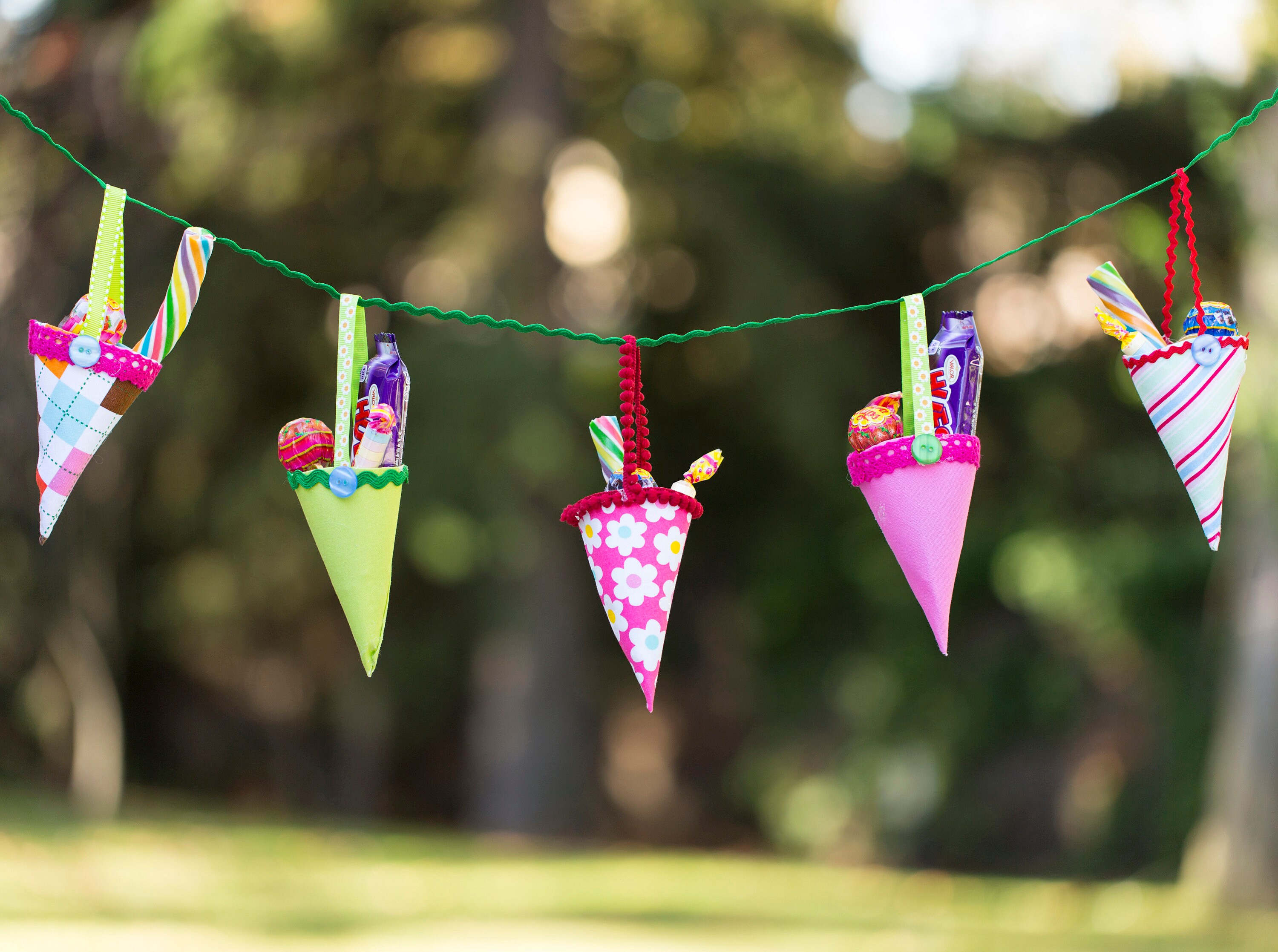 Templates to Make Fabric Party Cones - Candy Cone Template and ...