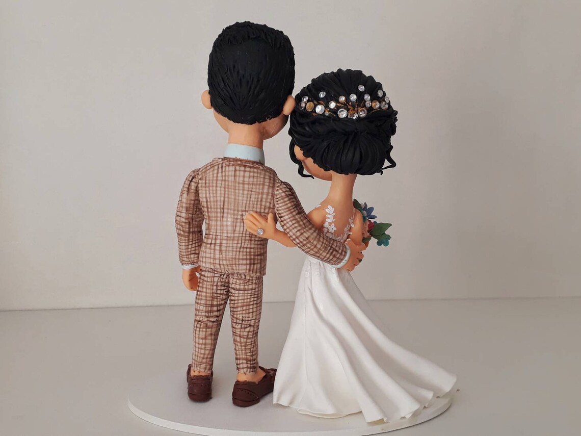Fully personalized bride and groom figurines // Wedding cake - Etsy France