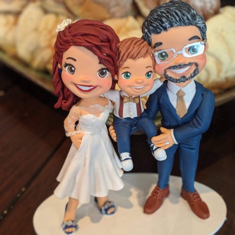 Family Wedding Cake Topper & Keepsake // Personalized by - Etsy