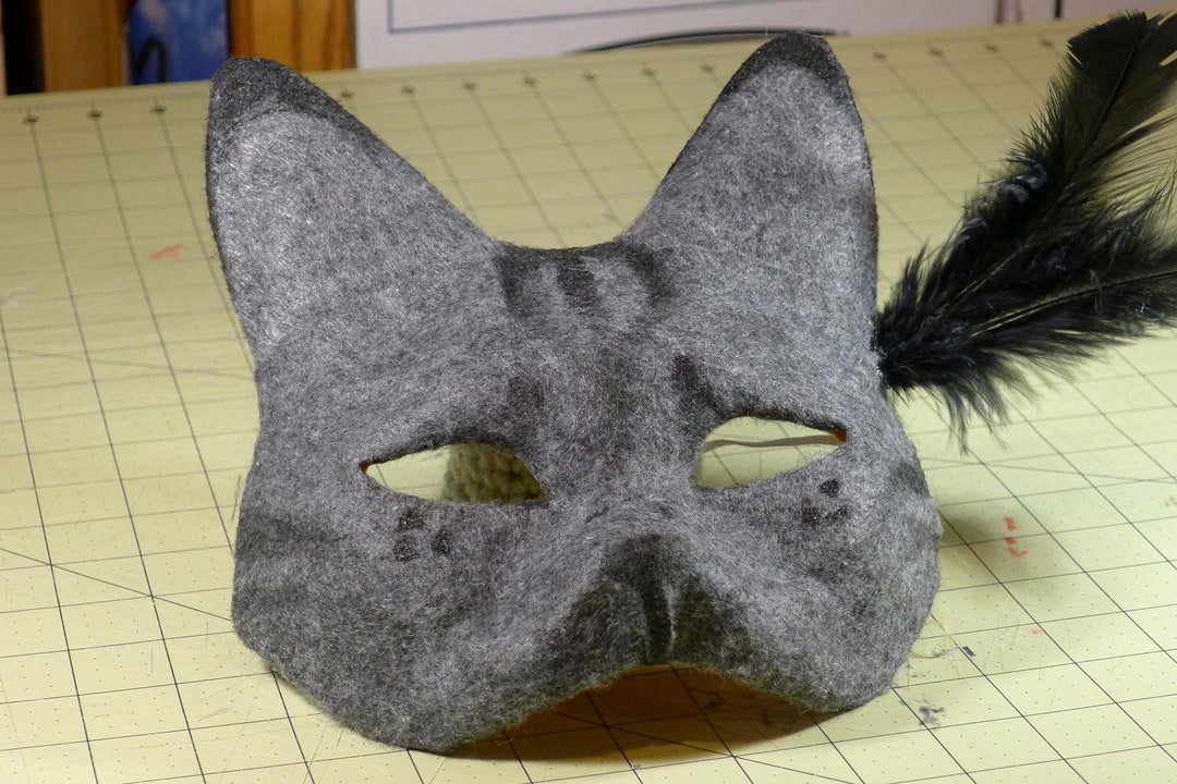 Lined Cat Mask, Therian, Cosplay, Otherkin, Mask With Feathers, Grey ...