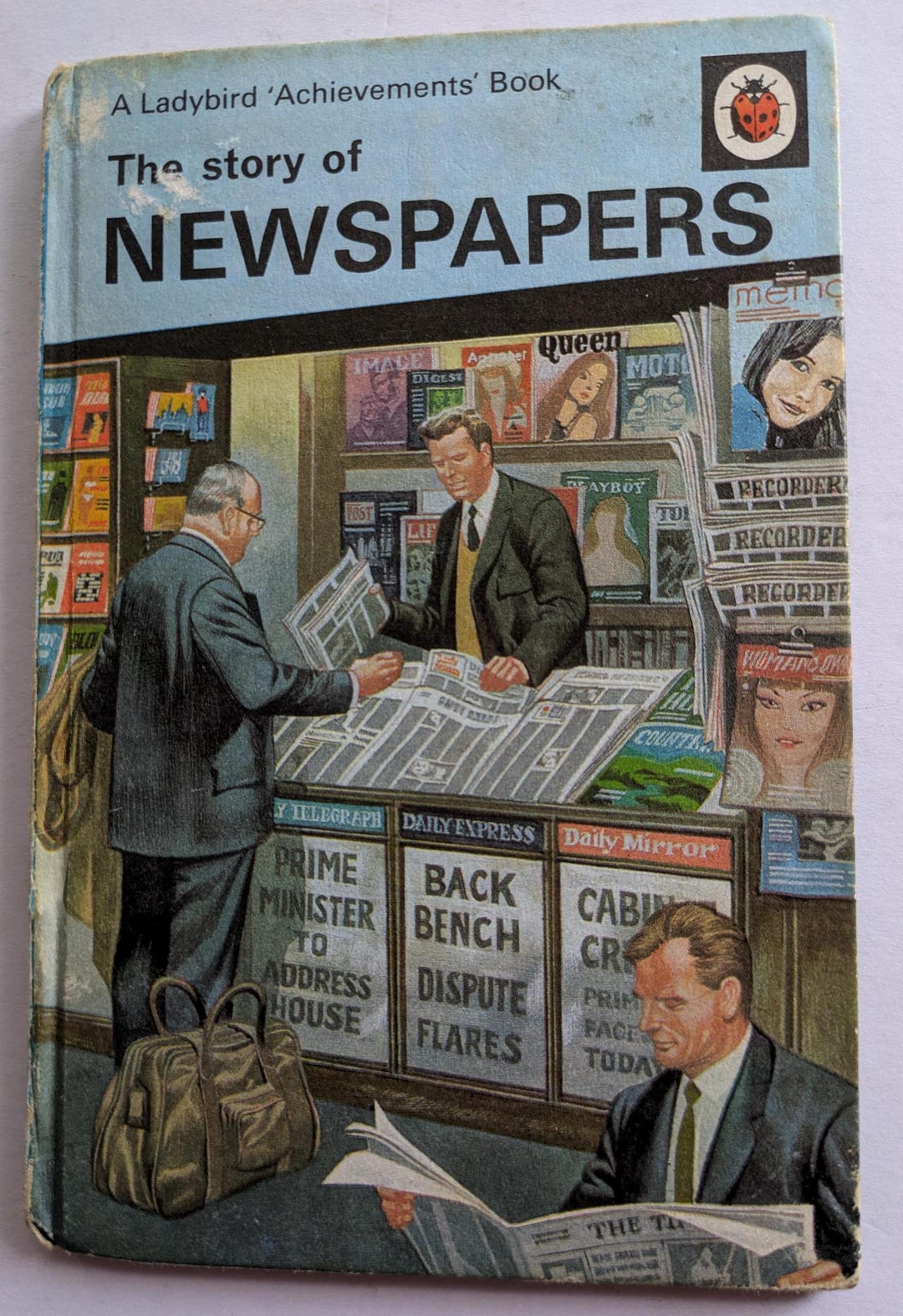 The Story of Newspapers Ladybird Achievements Book Series 601 Vintage ...