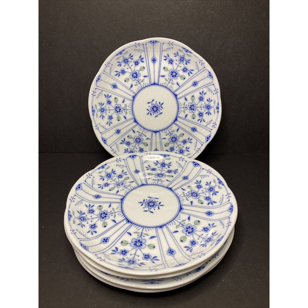 Beautiful AOI Porcelain Plates Blue Flowers White Green Japan Salad ...
