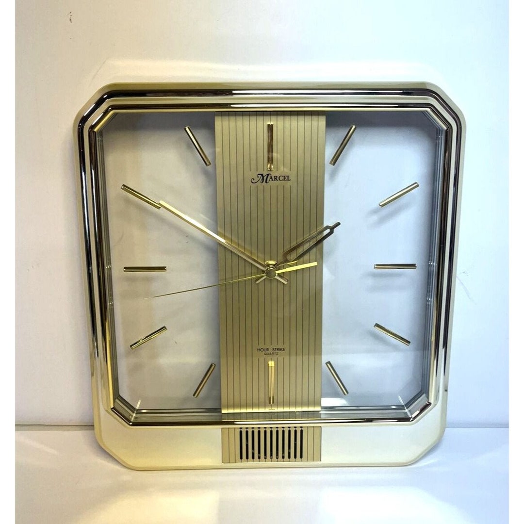 80s Marcel Clock Quartz Battery Operated Acrylic Wall Mounted Gold ...