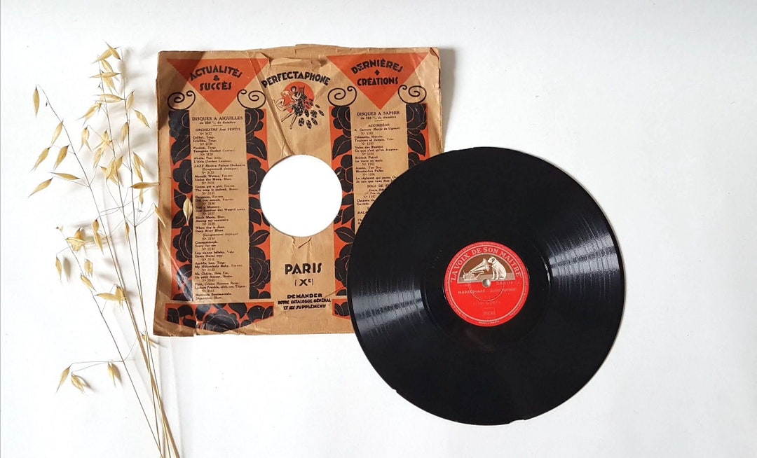 Vintage Vinyl Record Gramophone Platinum Old Music Original Cover Paper ...