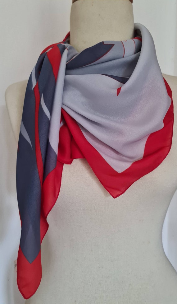 Vintage gray red square scarf fashion accessory thrif… - Gem
