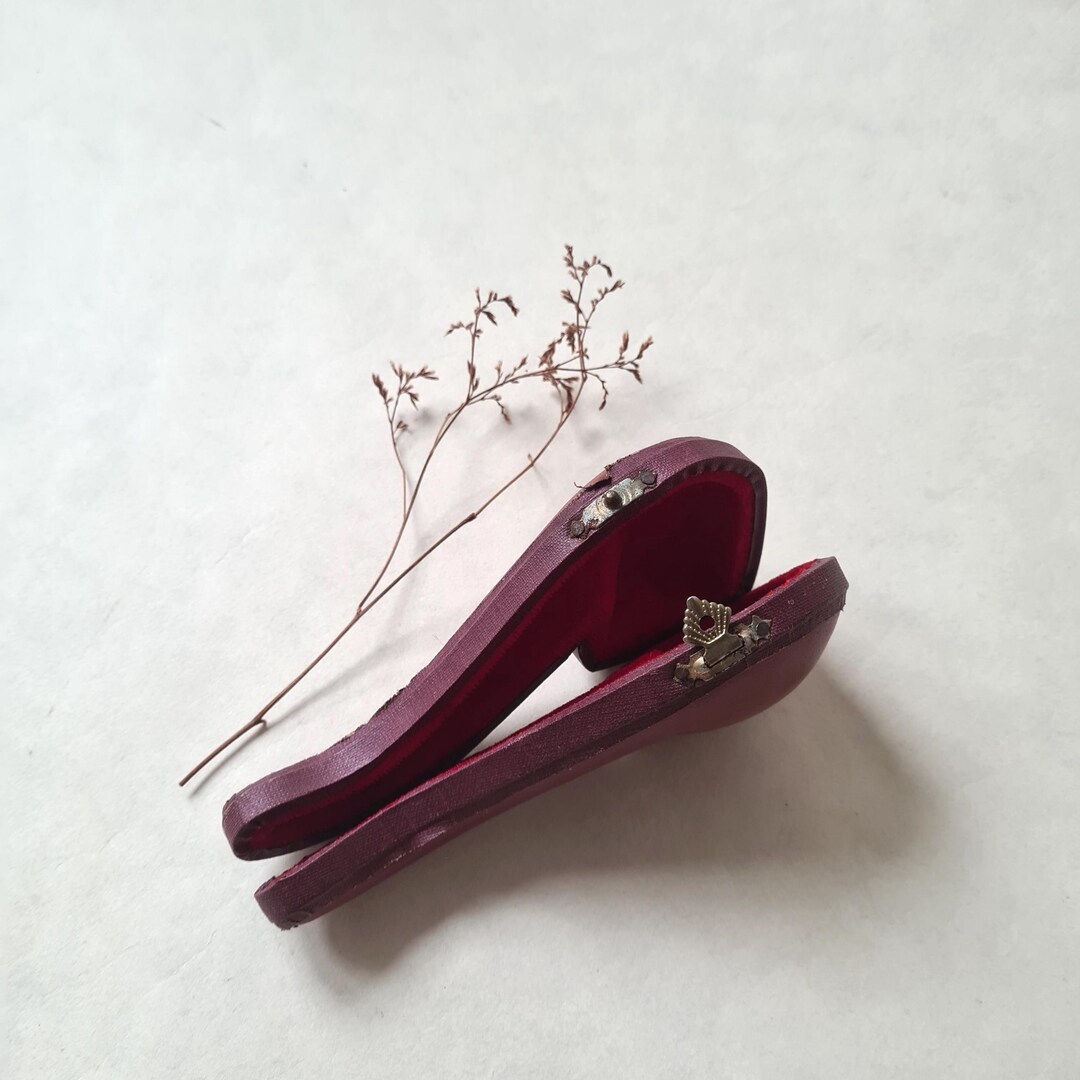 Vintage Curved Pipe Case/velvet Leather/burgundy Red/golden Brass Clasp ...