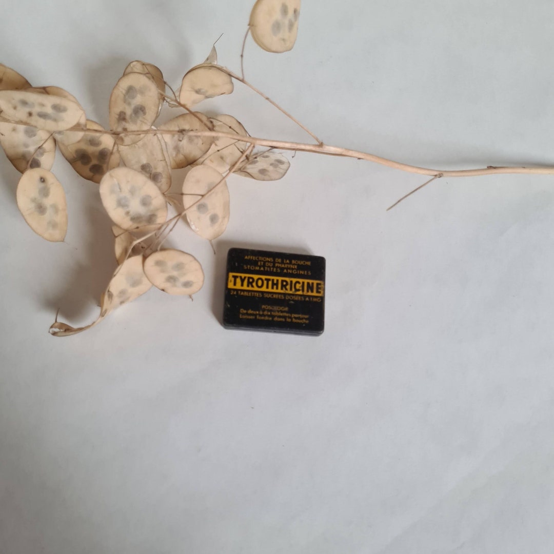 Vintage Box Sweet Lozenges Sheet Metal Black Yellow Pharmacy ...