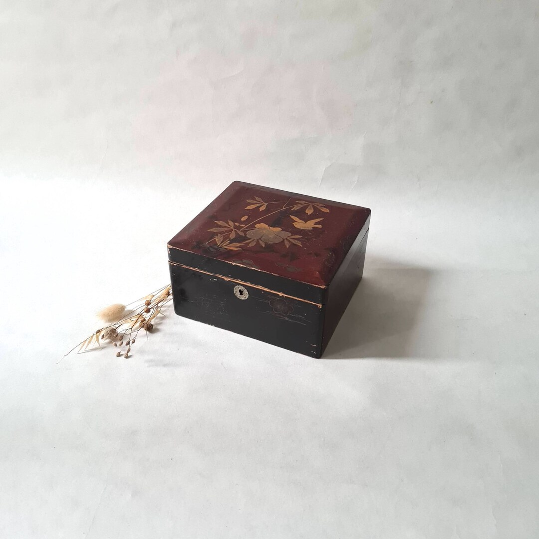 Vintage Lacquered Wood Chest Box/lock Lid/artisanal Hand Painted/decor ...
