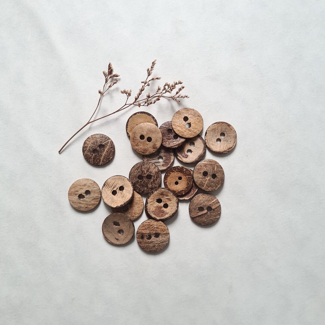 Vintage Haberdashery Buttons Set of 10/natural Coconut Wood/sewing ...