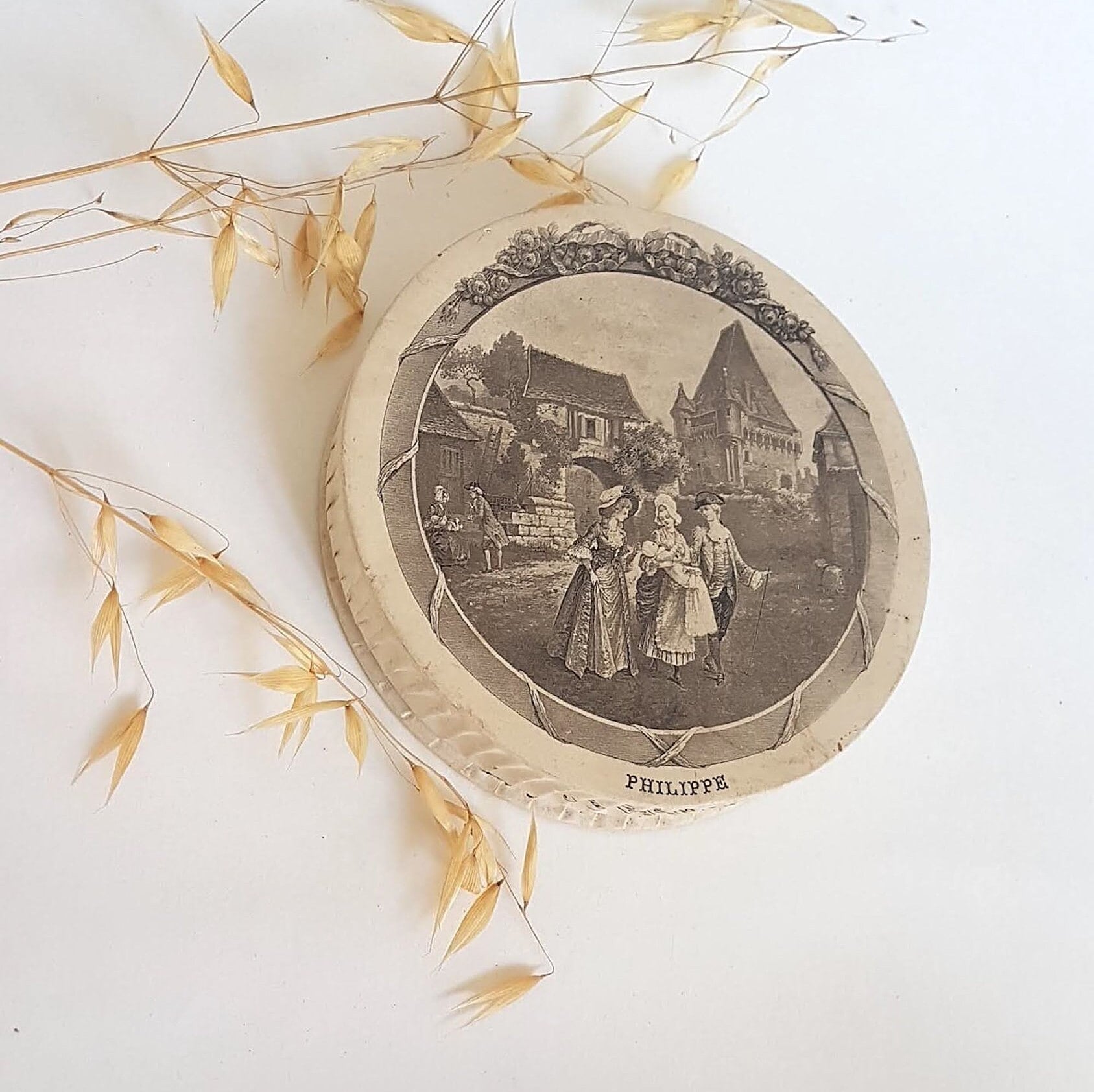 Vintage Round Box/old Collection/sugared Almond/white Grey/celebration ...