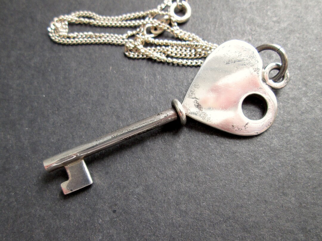 Vintage Pendant Necklace Sterling Silver Stamped 925 8.9g Figural Heart ...