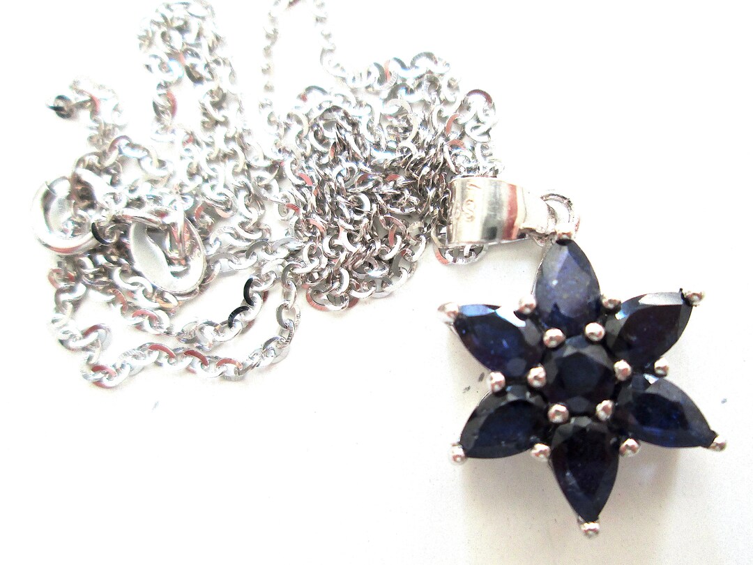 Adorable Vintage Pendant Necklace Sterling Silver Stamped S925 2.6g Navy Blue Pear Cut Sapphire ...