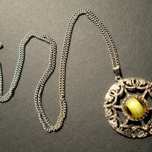 Wonderful Vintage Unsigned Sphinx Porphyry Glass Cabochon Celtic ...