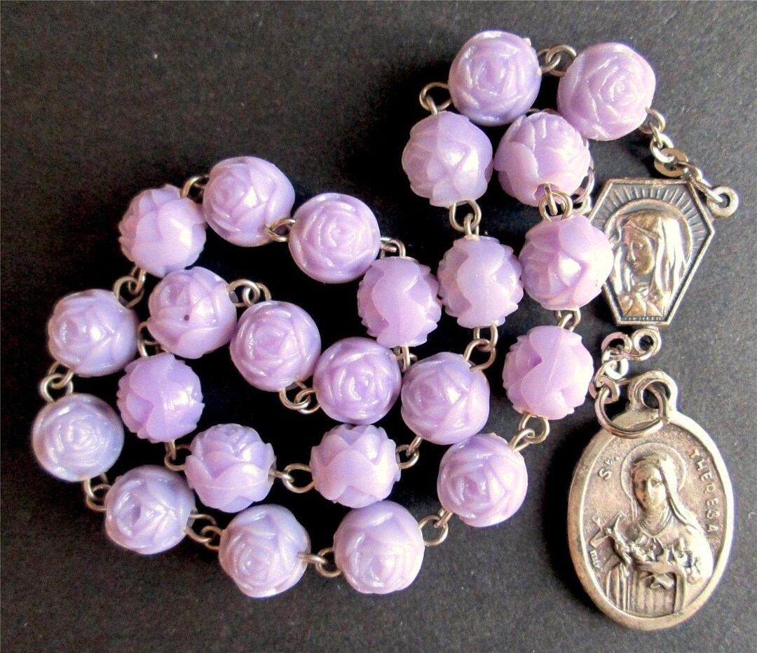 Vintage Plastic Molded Roses Violet Light Purple Lilac Rosary Chaplet ...