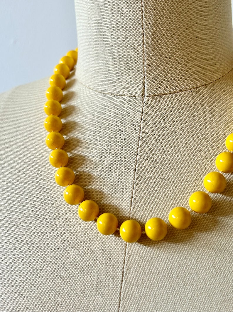 1980s Bright Yellow Beaded Necklace | 80s Lemon Yellow Casual Necklace ...