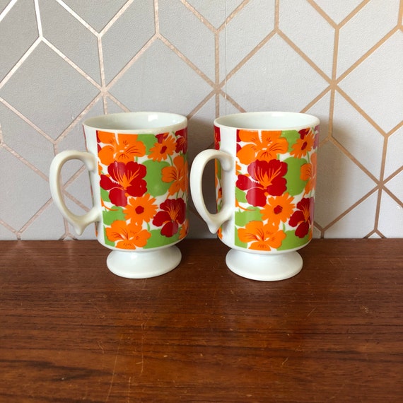 Porcelain Footed Mugs