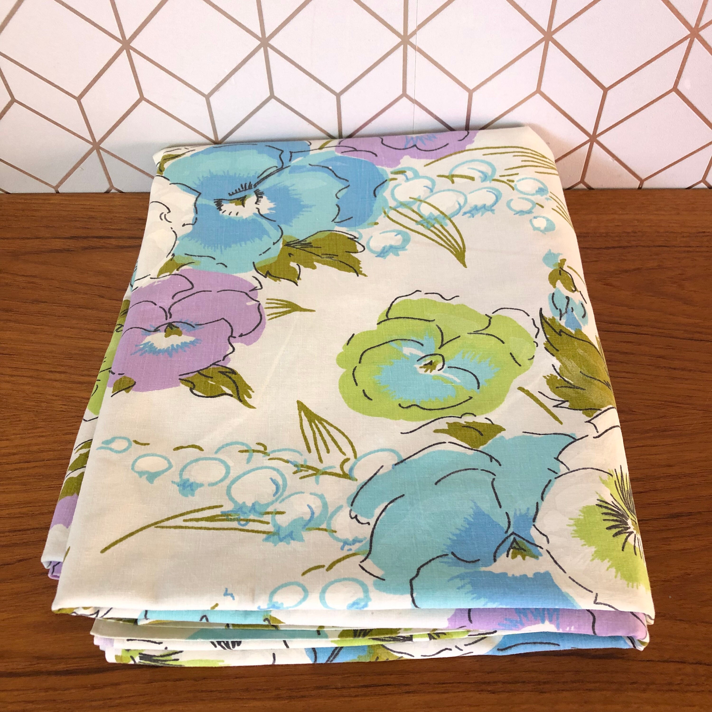 Vintage Queen Floral Bed Sheet. Retro Flat Top Cotton Sheet | Etsy