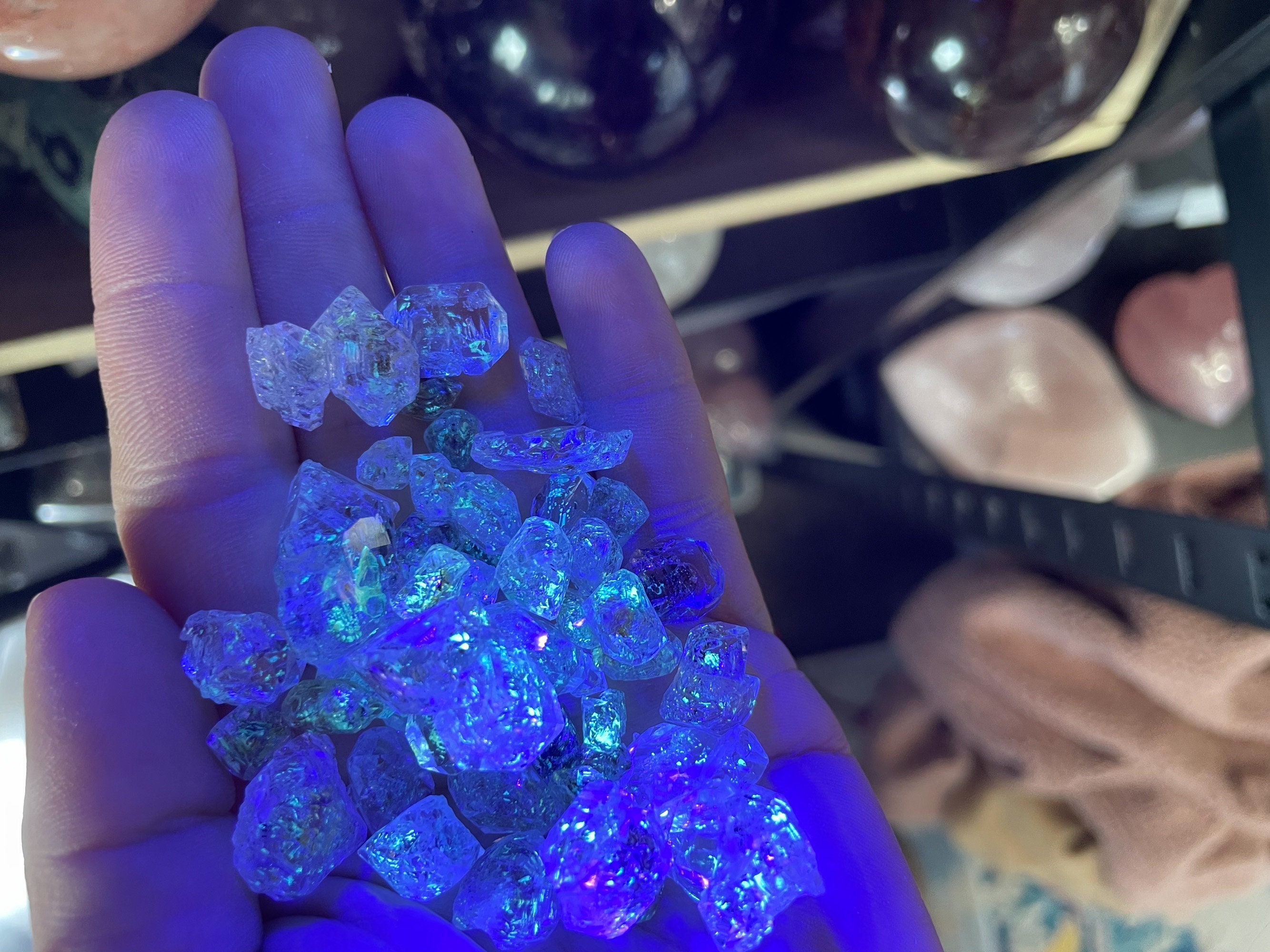 RARE Golden Enhydro Quartz PETROLEUM QUARTZ Happiness and - Etsy