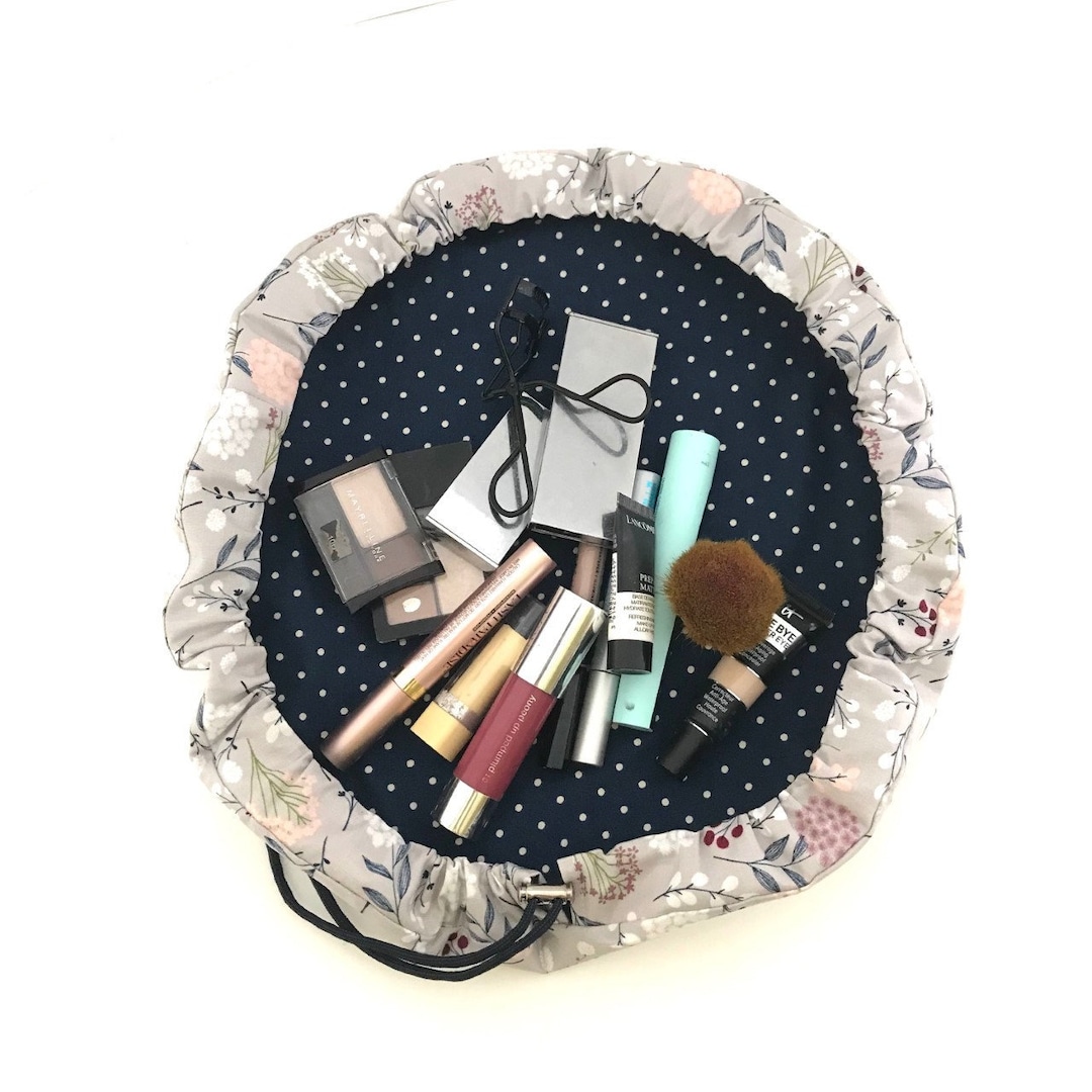 Blue and Gray Floral Drawstring Makeup Bag, Machine Washable Cosmetic ...