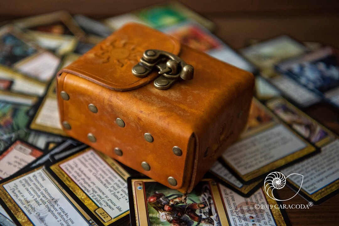 MTG 80 Single Sleeved Leather Case, Card Box, Trading Cards Case ...