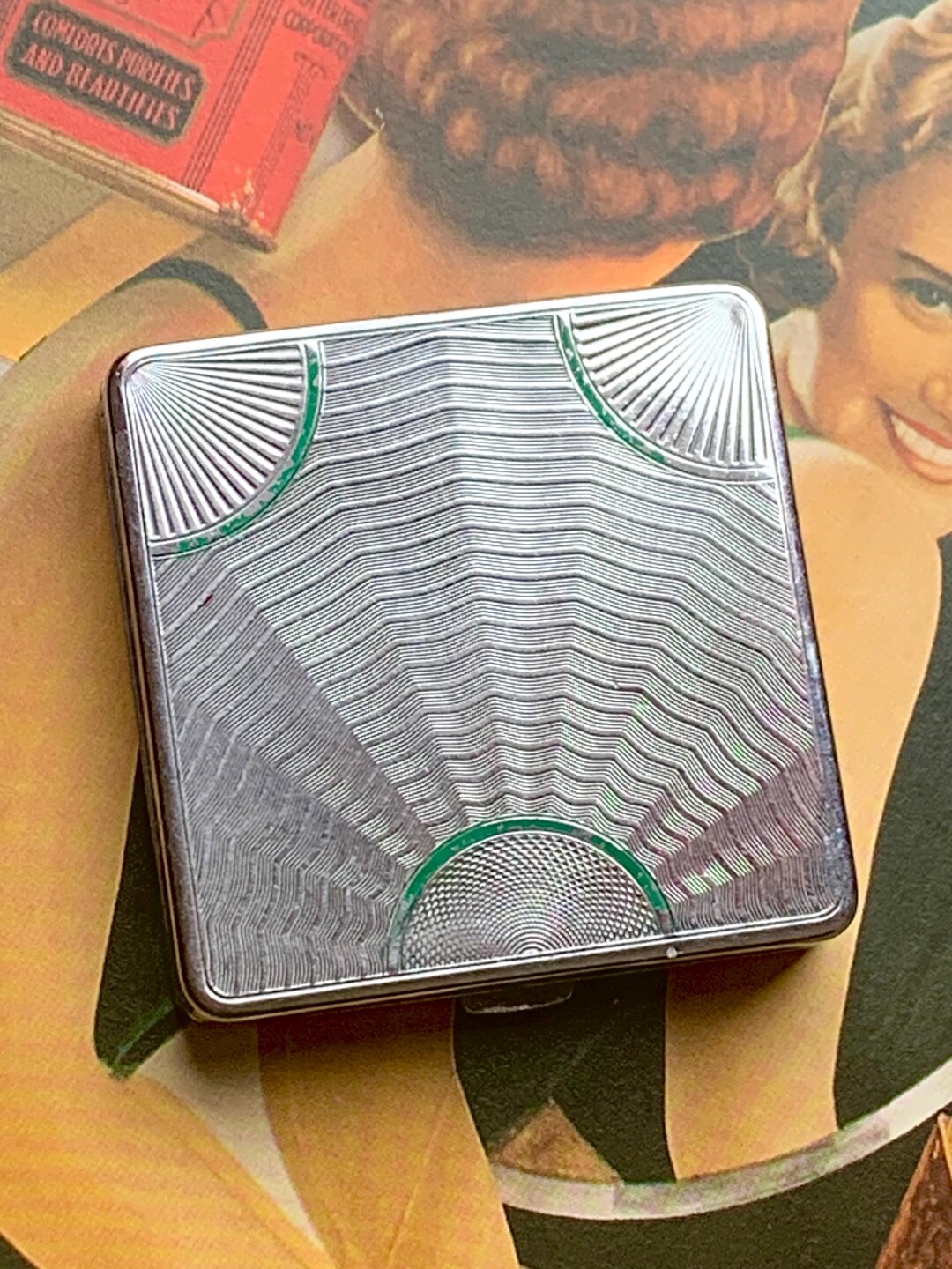 Original Art Deco Powder Compact Engine Turned Design British Made ...