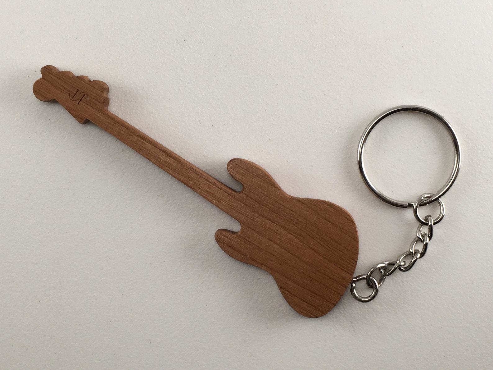 Cherry Wood Bass Guitar Keychain in Fender Jazz Style - Etsy Denmark