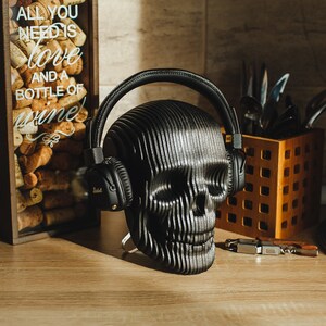 Wooden Human Skull Skull headphone stand holder for over ear | Etsy