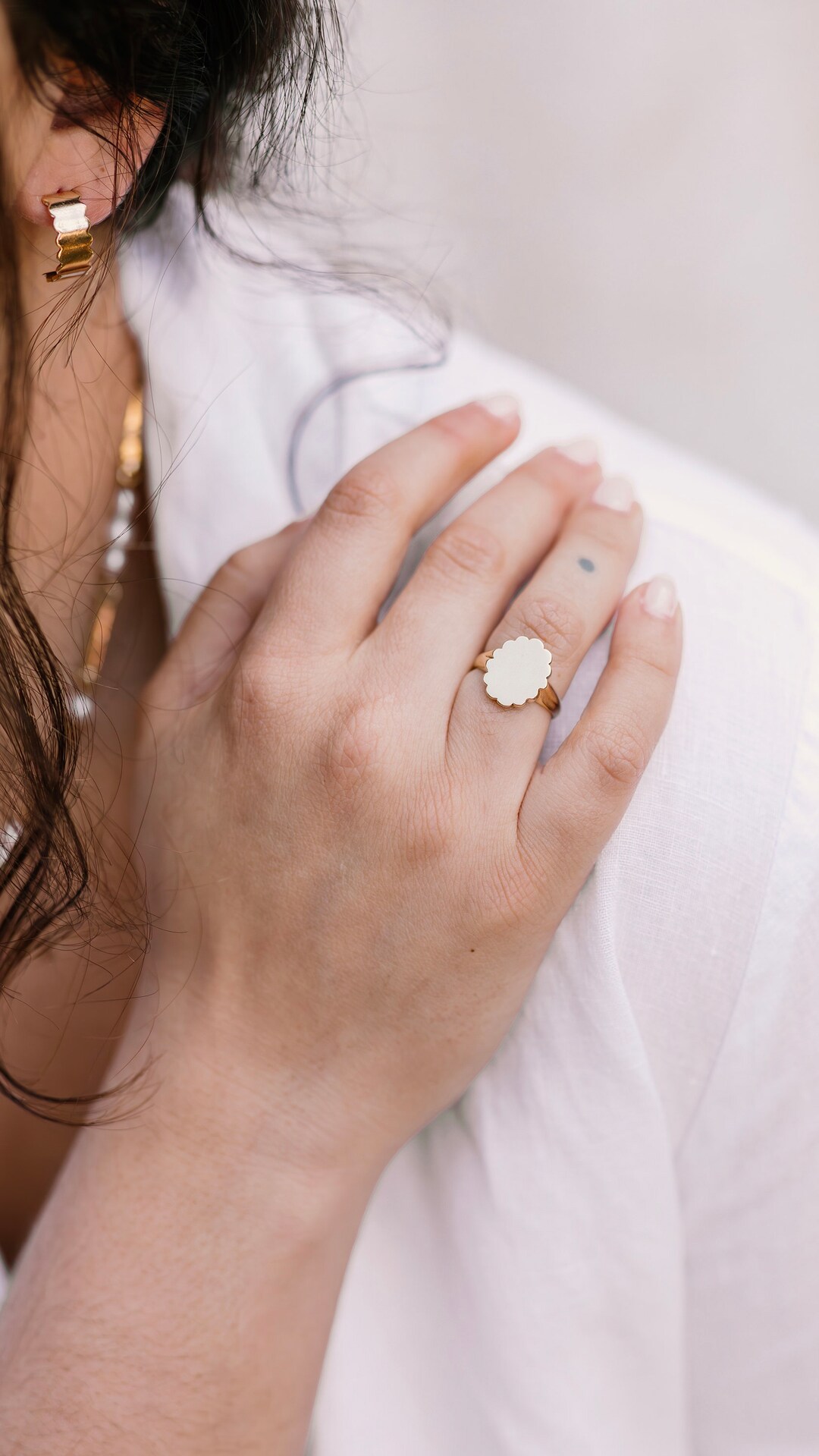 The Darling Signet Ring // Bronze Cast Scalloped Edge Signet Ring ...