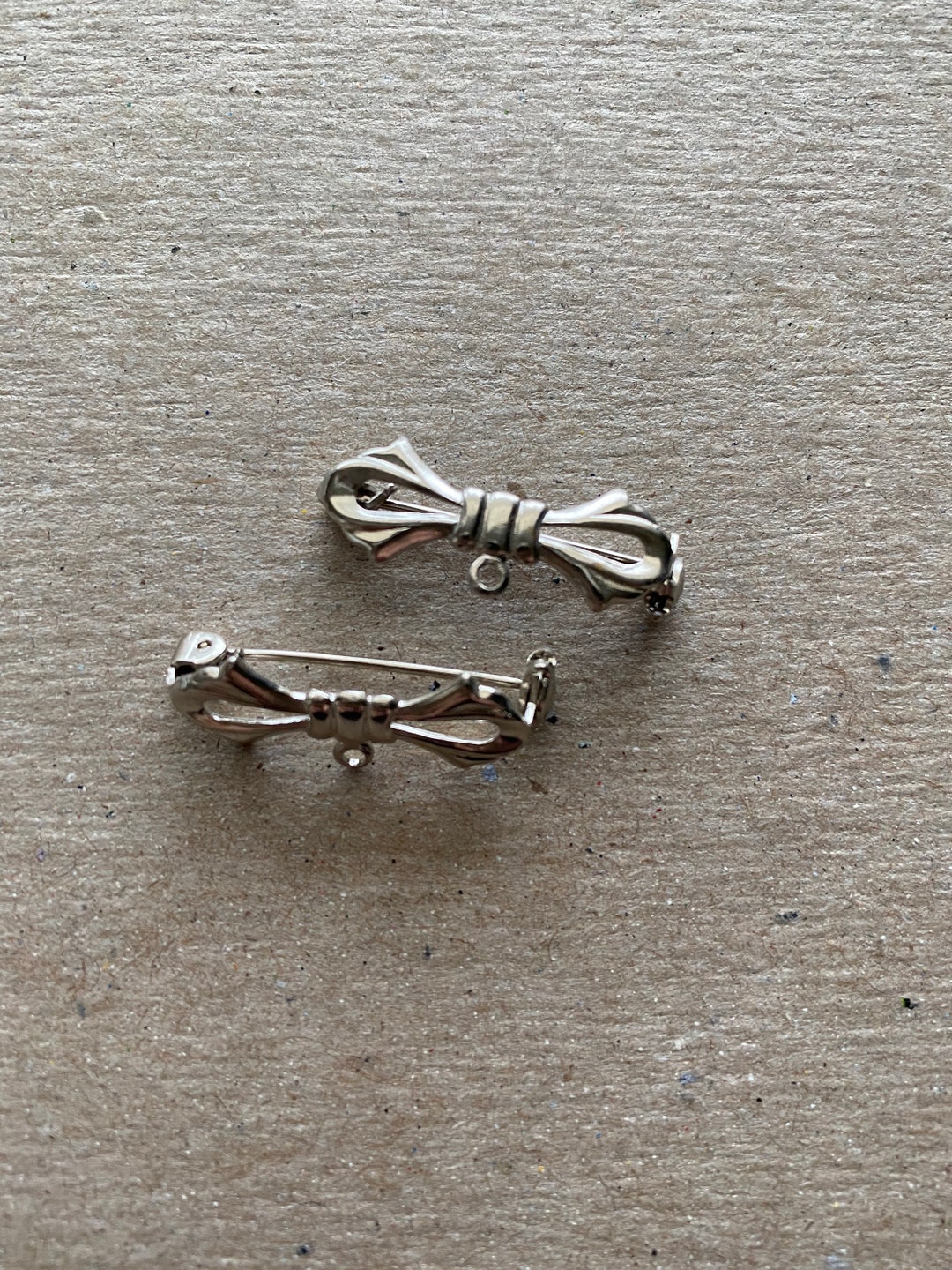 Vintage Bow Pin Brooch Gold or Rhodium Finish 2 Pins - Etsy