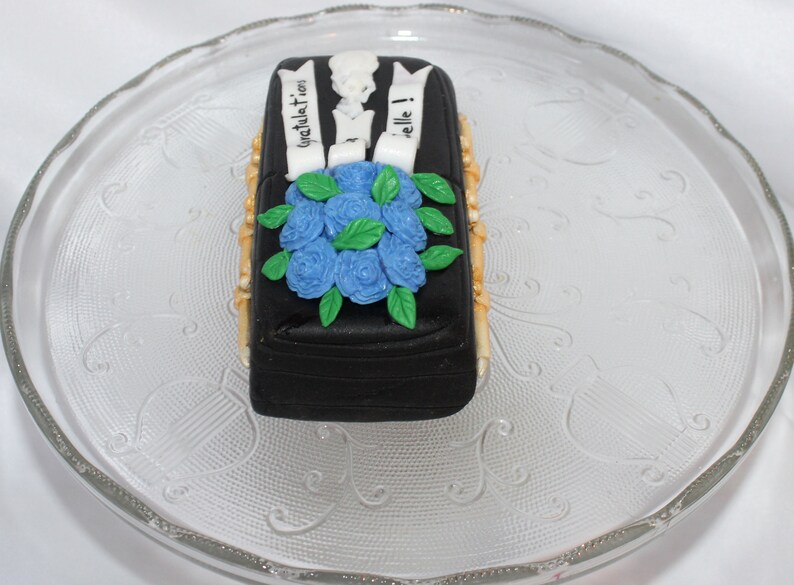 Fondant Casket Cake Topper, Mortician Graduation, Gothic Cake ...