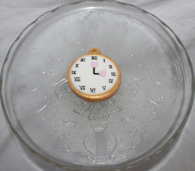 Fondant Pocket Watch Cake Topper Fondant Alice in Wonderland - Etsy