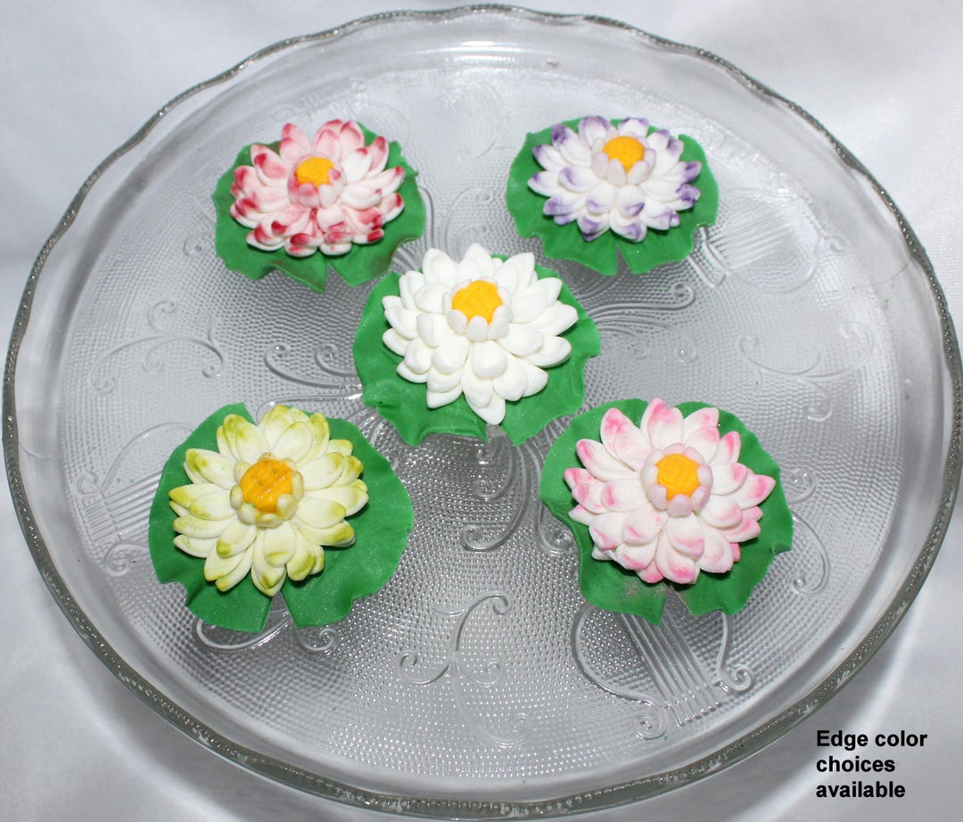 Fondant Lotus Cake Topper, Sugar Flower, Lily Pad Decoration - Etsy