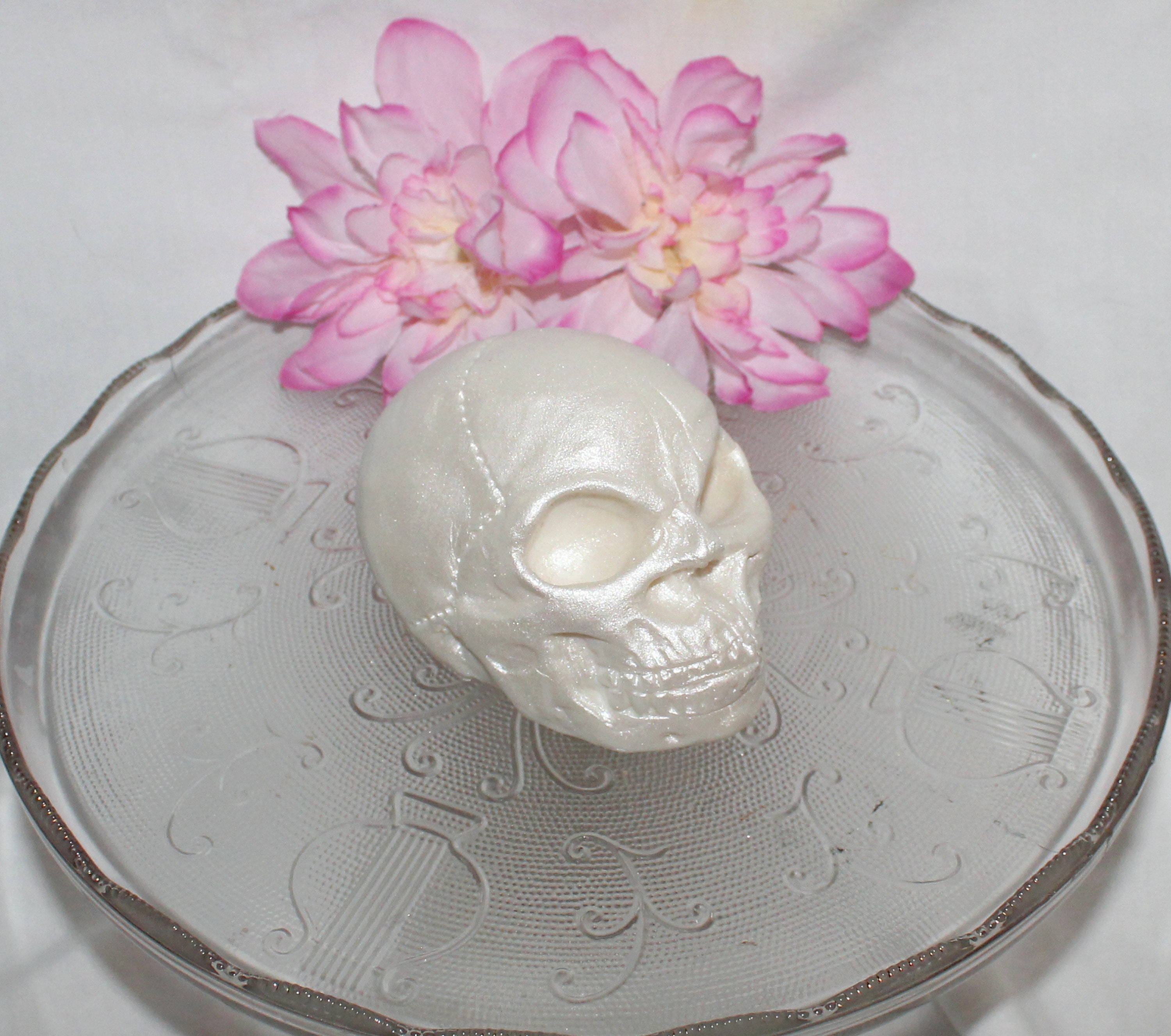 Human Skull Topper Crime Scene Topper Skull Topper Fondant Skull Cake ...