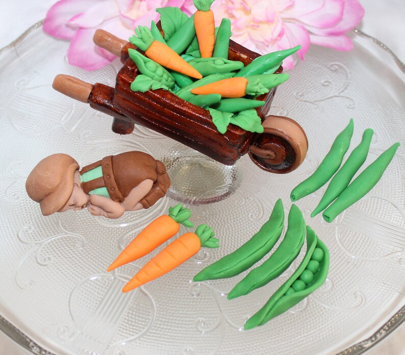 Fondant Wheelbarrow Cake Topper Wheelbarrow Topper Fondant - Etsy