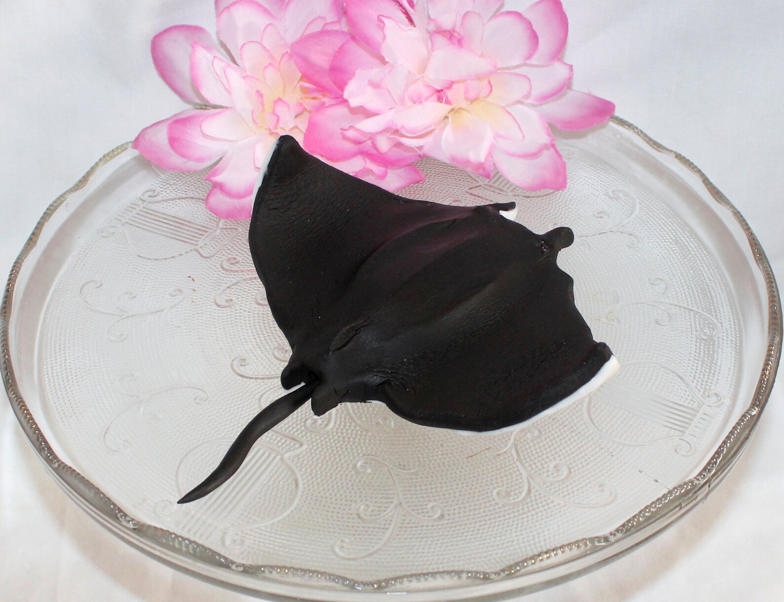 Fondant Stingray Cake Topper, Manta Ray, Hand-sculpted Sea Creature - Etsy