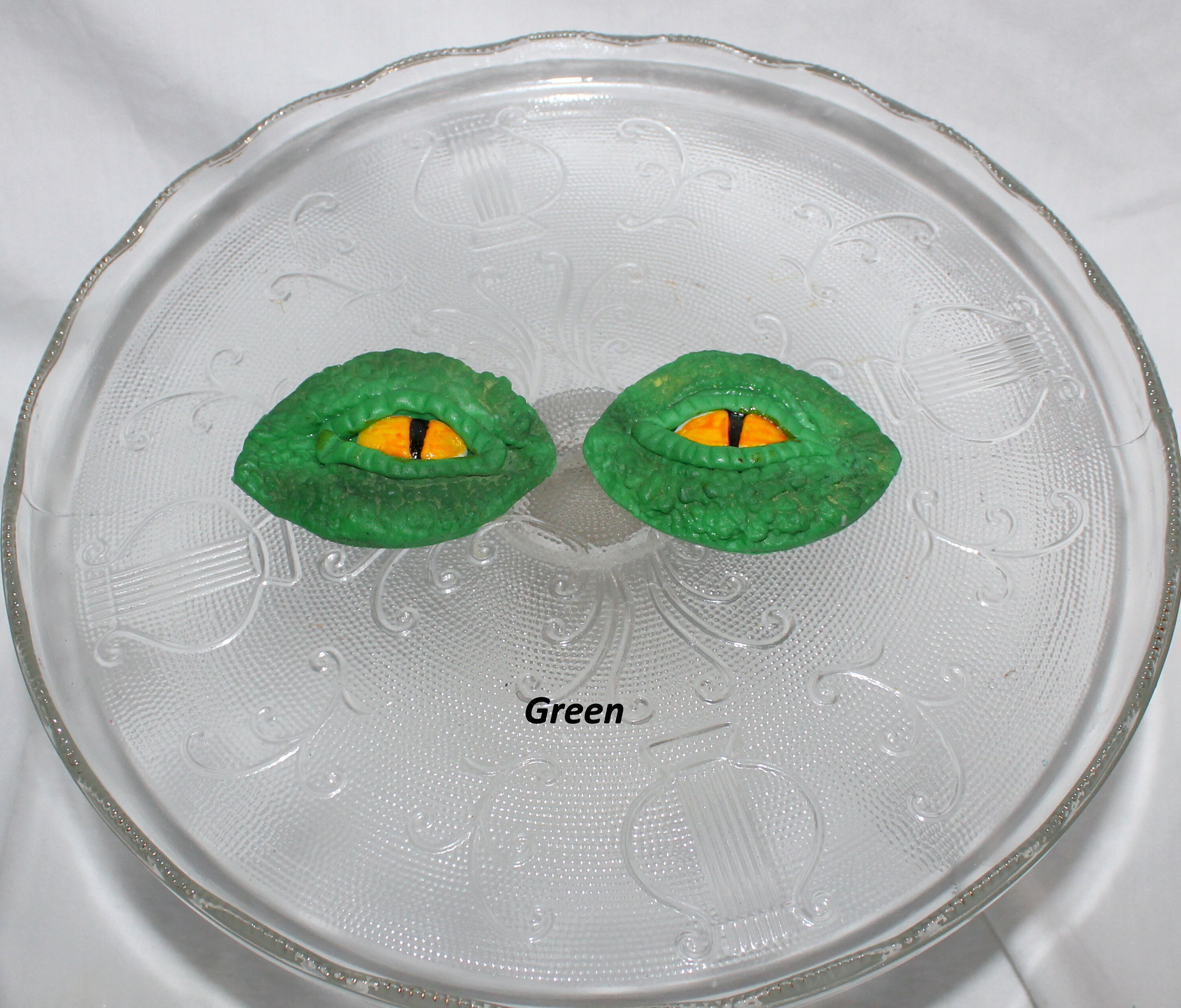 Fondant Dragon Eye Cake Topper, Wyvern, Mythical Beast, Gothic Birthday ...