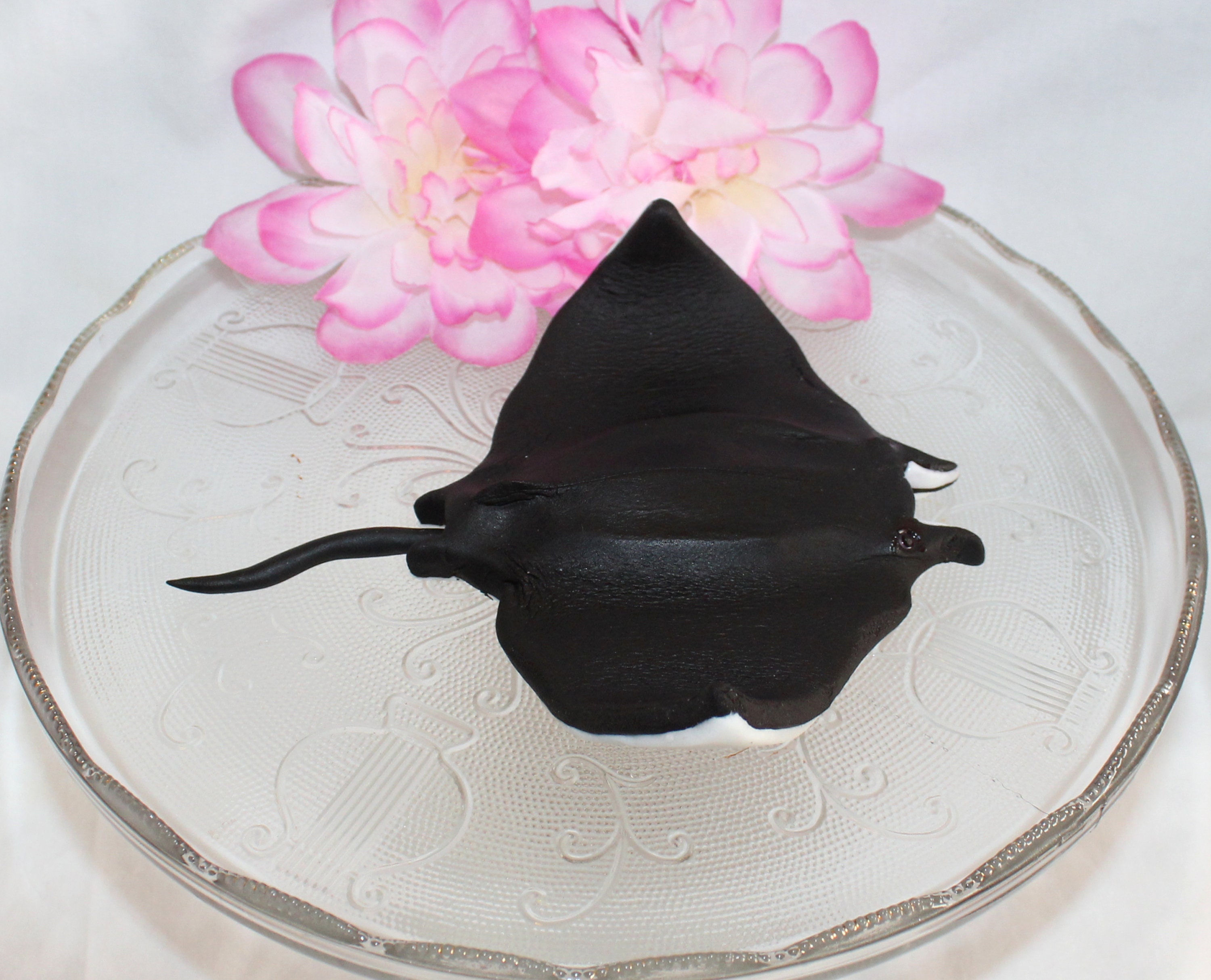 Fondant Stingray Cake Topper, Manta Ray, Hand-sculpted Sea Creature - Etsy