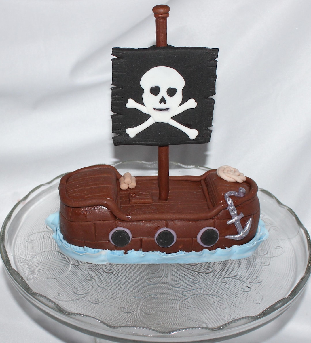 Fondant Pirate Ship Cake Topper - Pirate Ship Cake Decoration - Pirate ...