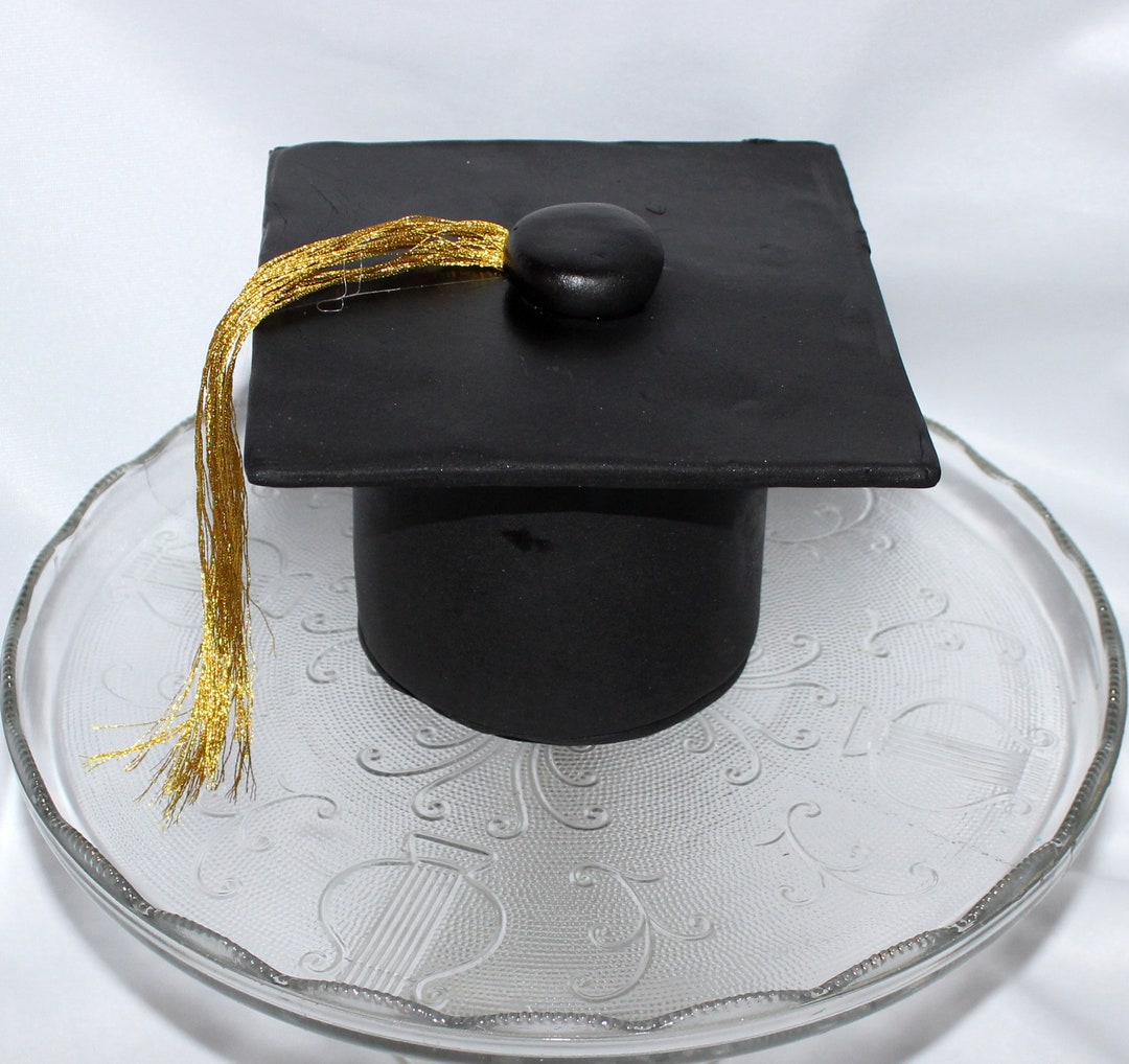 Fondant Graduation Cap Cake Topper - Graduation Cake - Graduation Hat ...