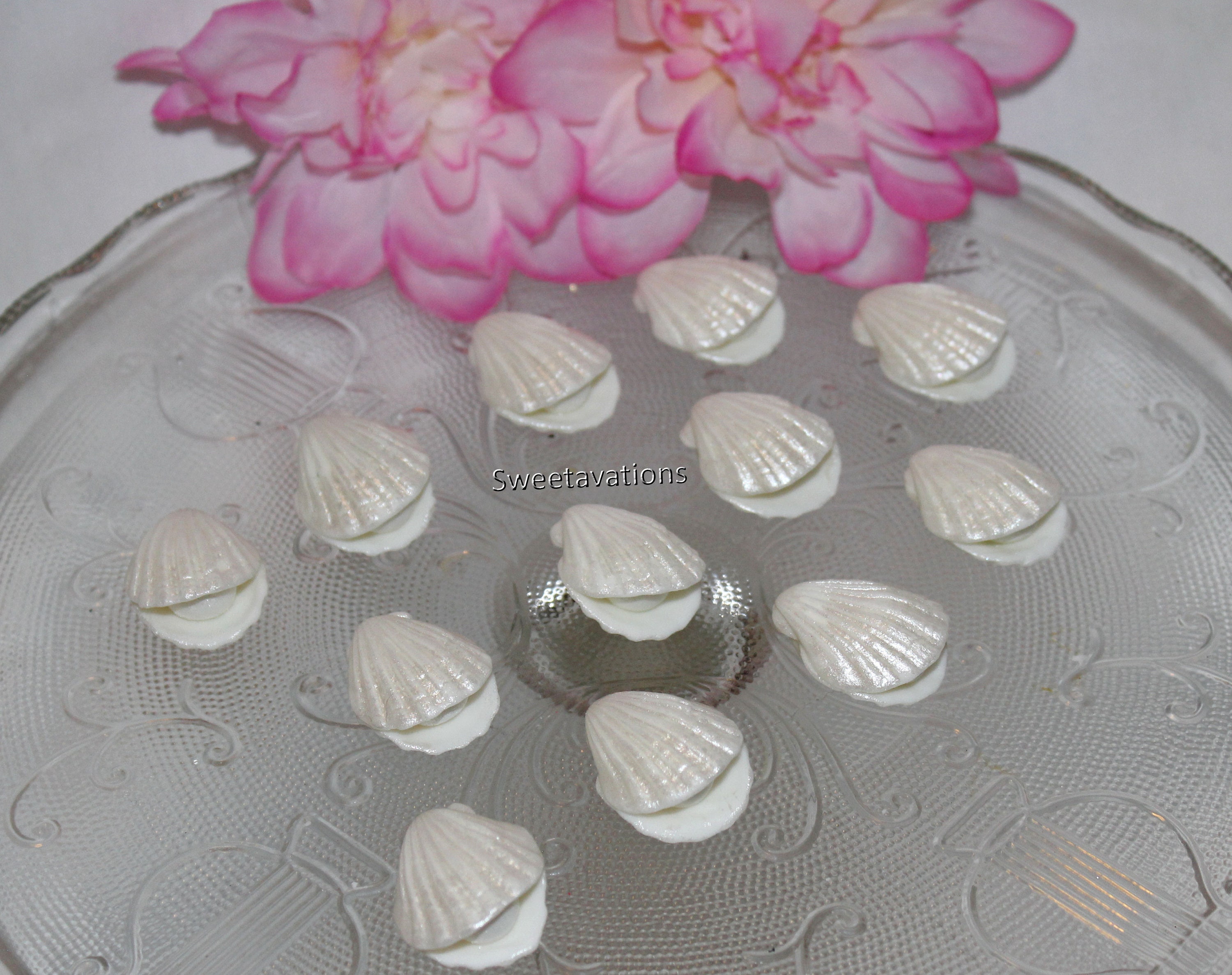 Fondant Seashell Cake Topper Fondant Pearl Fondant Shells | Etsy