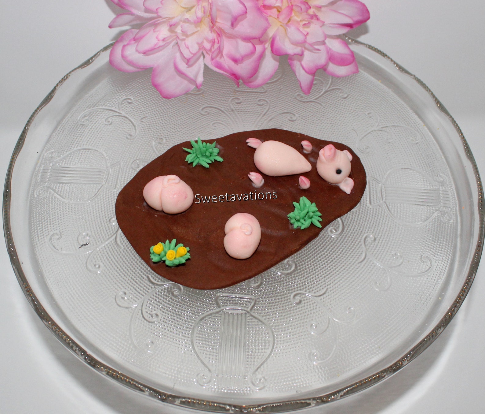 Fondant Pig Cake Topper Pig in the Mud Topper Fondant Pig - Etsy