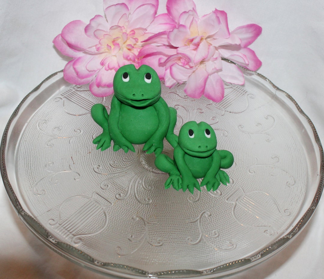 Fondant Frog Cake Topper - Frog Topper - Woodland Animal Topper ...