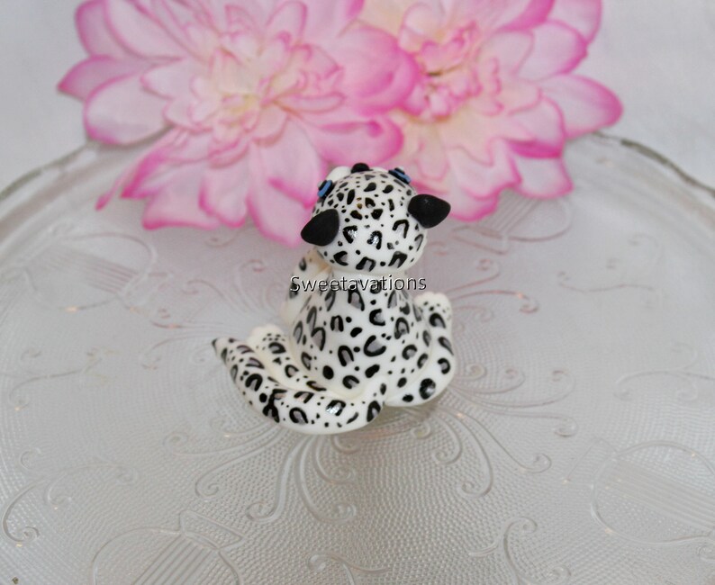 Fondant Leopard Cake Topper Fondant Snow Leopard Leopard - Etsy