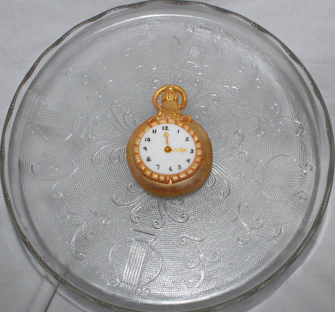 Fondant Pocket Watch Cake Topper - Fondant Alice in Wonderland - Alice ...