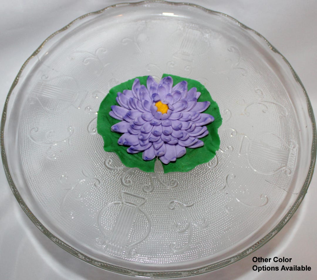 Sugar Flower Lotus Cake Topper - Fondant Lotus - Fondant Lily Pad ...