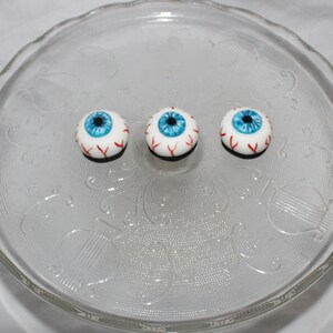 Fondant Eye Cake Topper - Eye Topper - Medical Cake Topper - Fondant ...