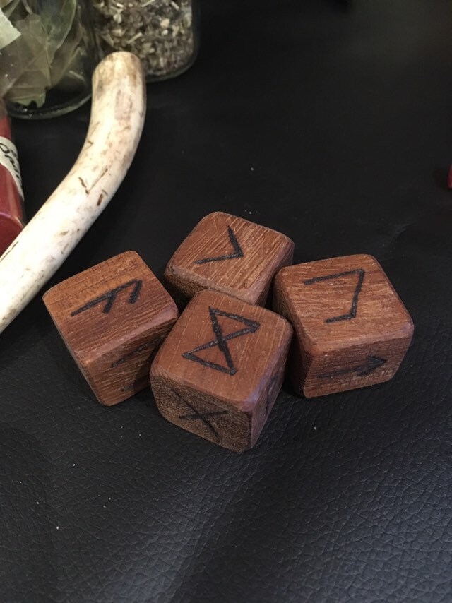 Exotic Hardwood Hand Burnt Elder Futhark Rune Dice free UK | Etsy