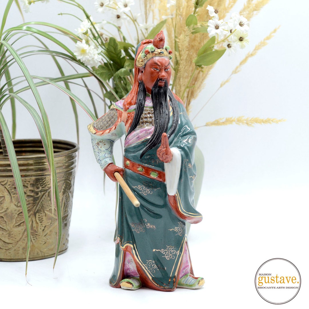 Vintage Figurine of General Guan Yu, Symbol of Justice - Etsy