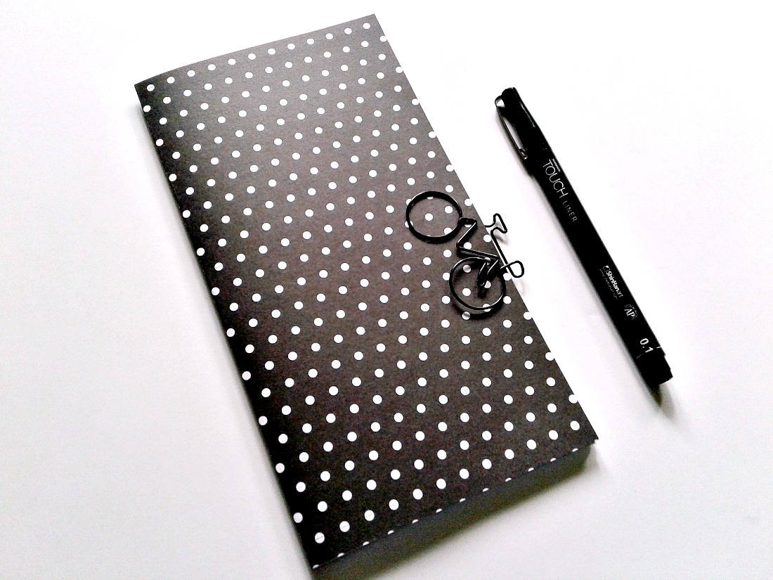 BLACK and WHITE DOTS Traveler's Notebook Insert Regular Standard A5 ...